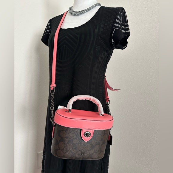 Coach | Bags | Coach Kay Crossbody In Signature Canvas | Poshmark